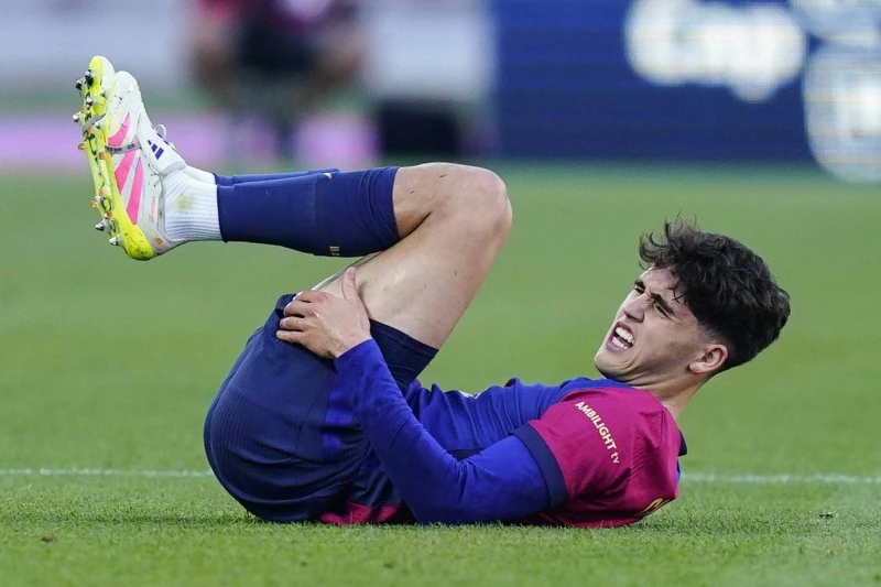 Pau Cubarsi Matches Pepe in Red Cards: Sent Off in Atlético Madrid ...